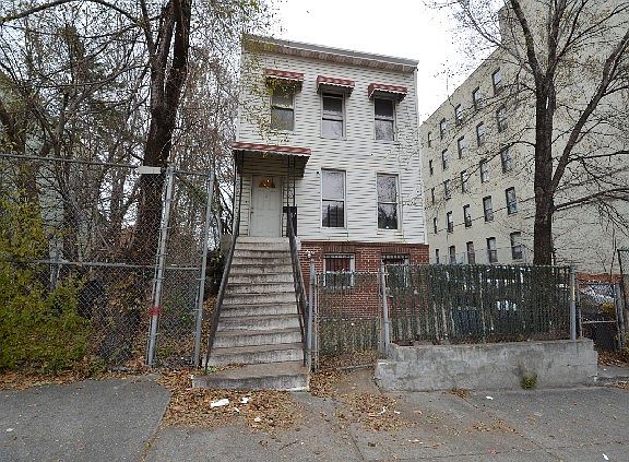 855 E 167th St, Bronx, NY 10459 | Zillow