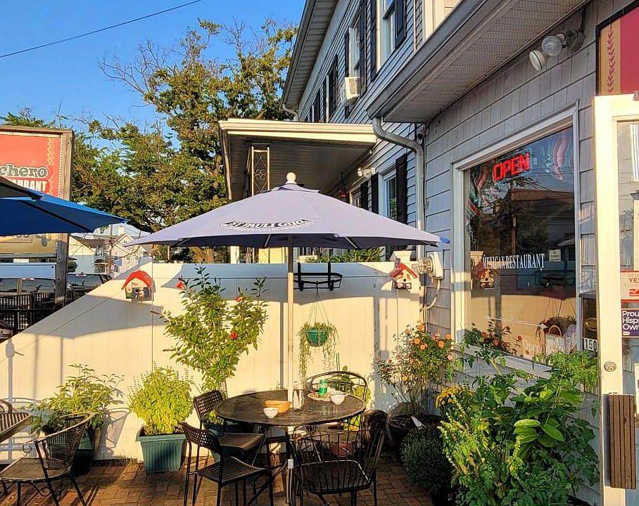 150 1st St APT 3, Keyport, NJ 07735 | Zillow