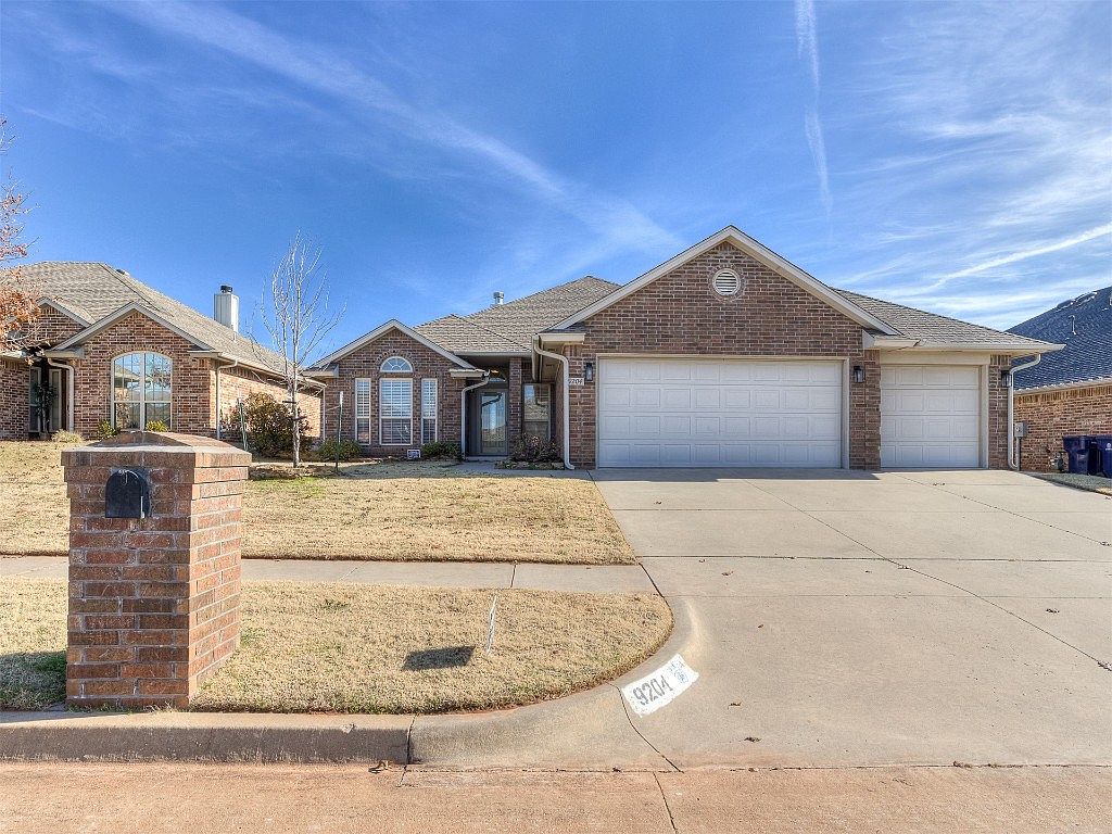 9204 Ians Pl, Moore, OK 73160 | MLS #1091460 | Zillow