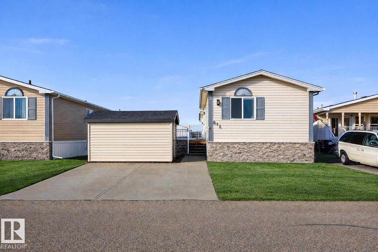 514 Maple Wood Cres NW, Edmonton, AB T6P 0A9 | MLS #E4462575 | Zillow