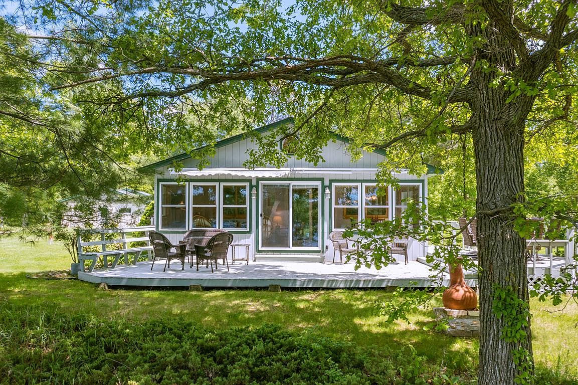 24679 E Clark Lake Rd, Nisswa, MN 56468 | Zillow