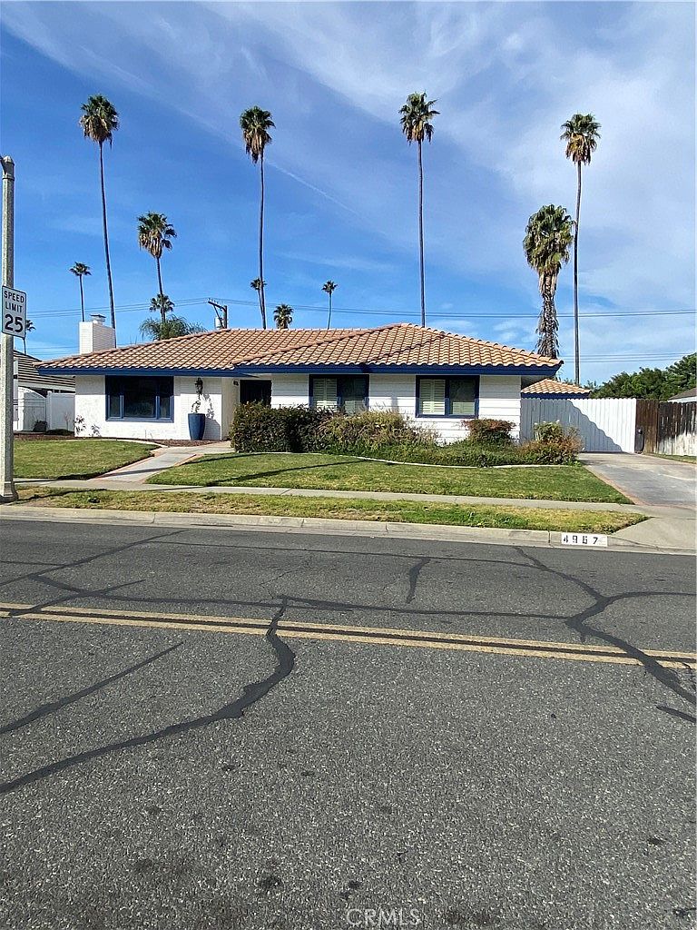 4967 Chapala Dr, Riverside, CA 92507 | MLS #CV25002648 | Zillow