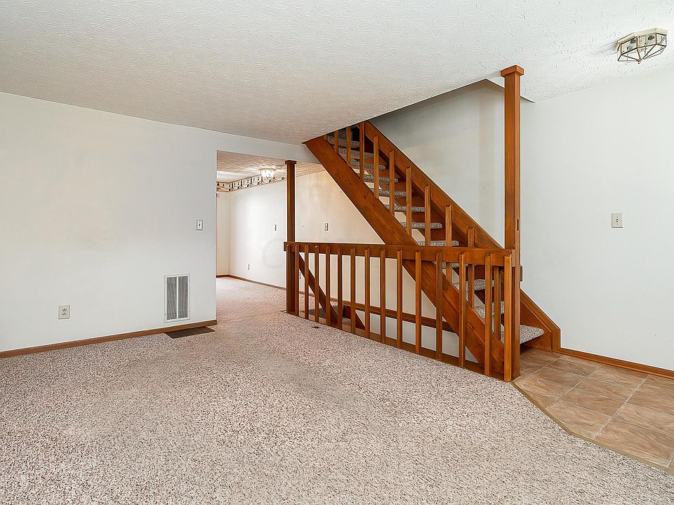 876 Charnwood Ln #5E, Columbus, OH 43085 | Zillow