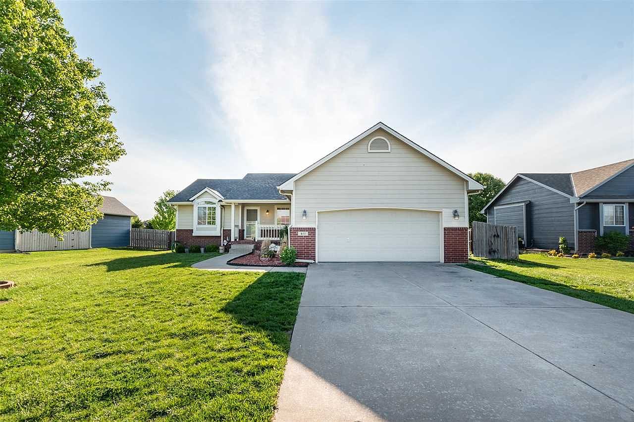 611 Austin St, Sedgwick, KS 67135 | Zillow