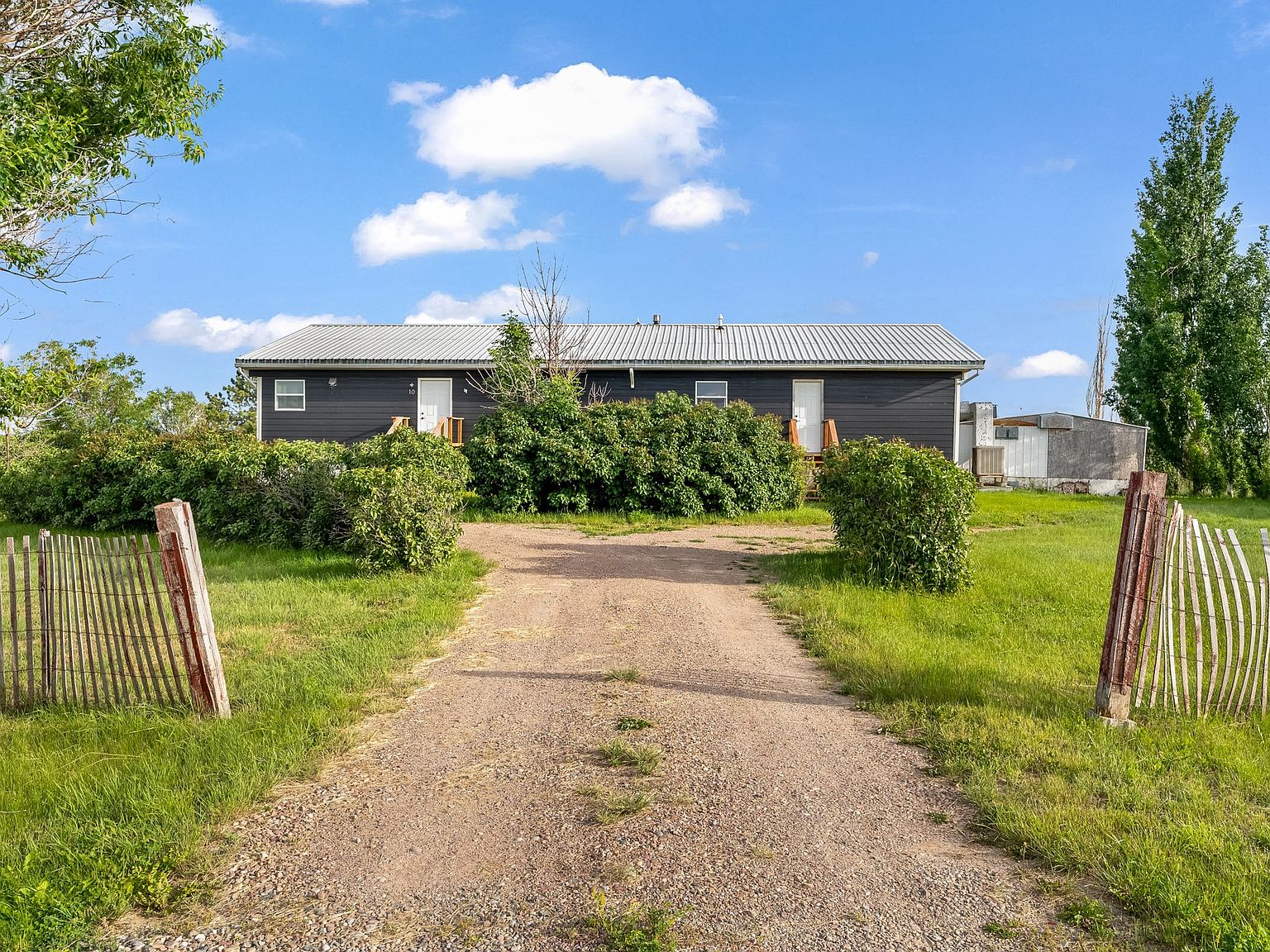 10 E Country Ln, Great Falls, MT 59404 | MLS #30008373 | Zillow