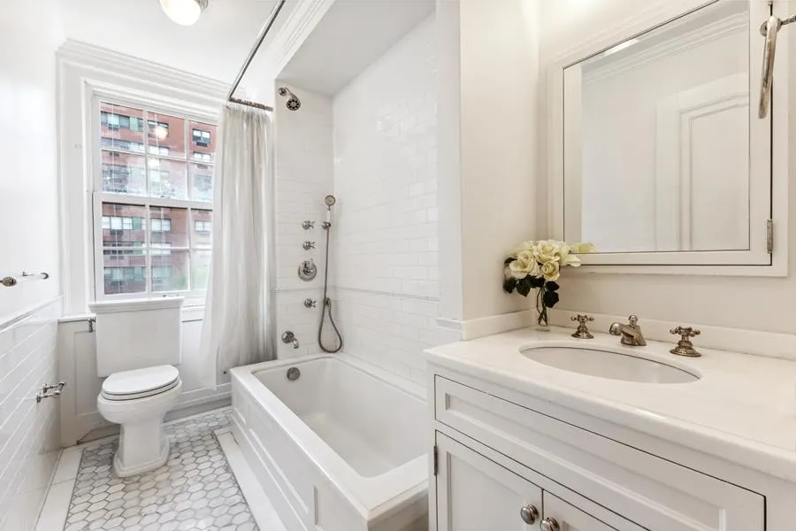 1035 Park Avenue #6B in Upper East Side, Manhattan | StreetEasy