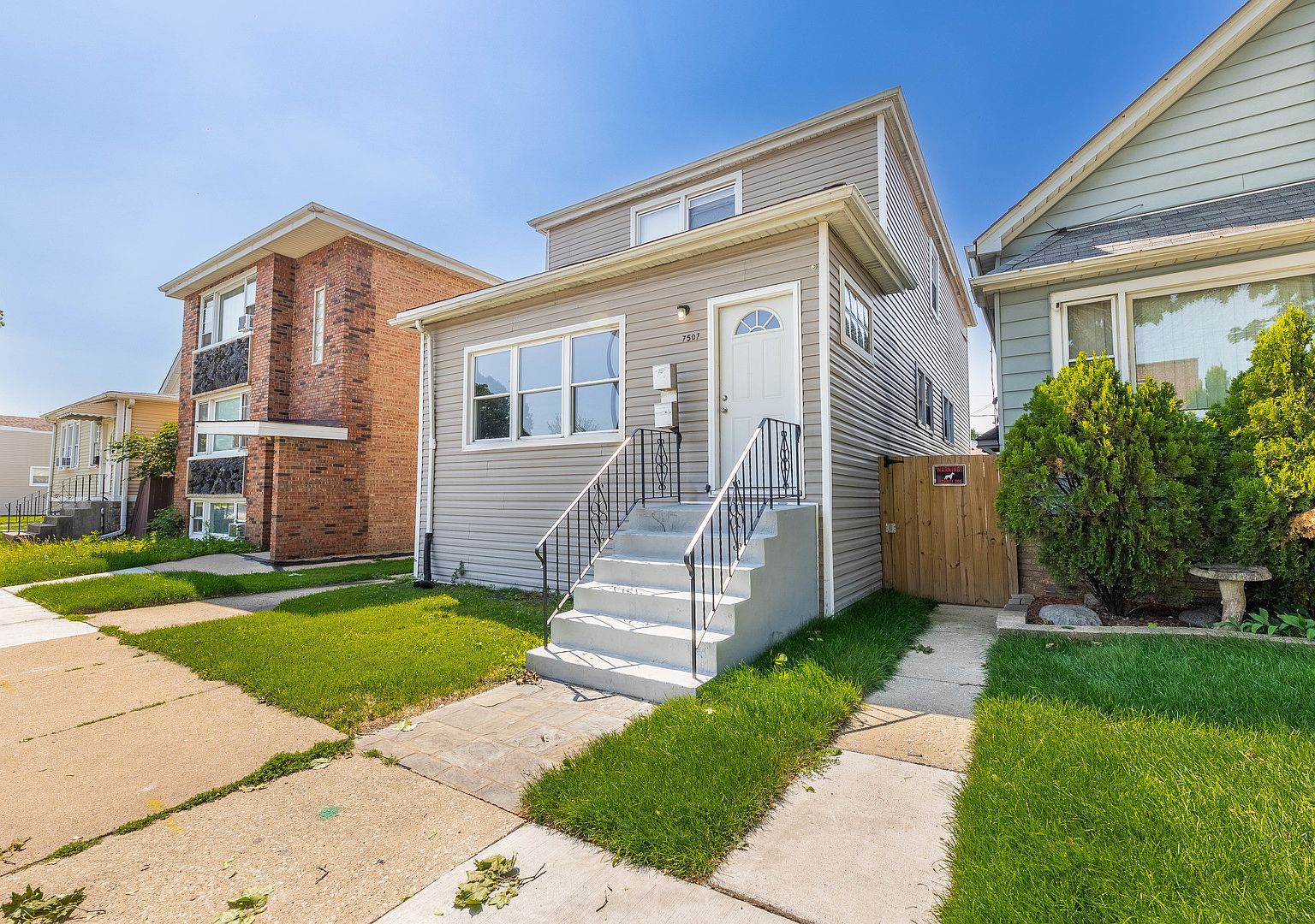 7507 W 58th St, Summit Argo, IL 60501 | Zillow