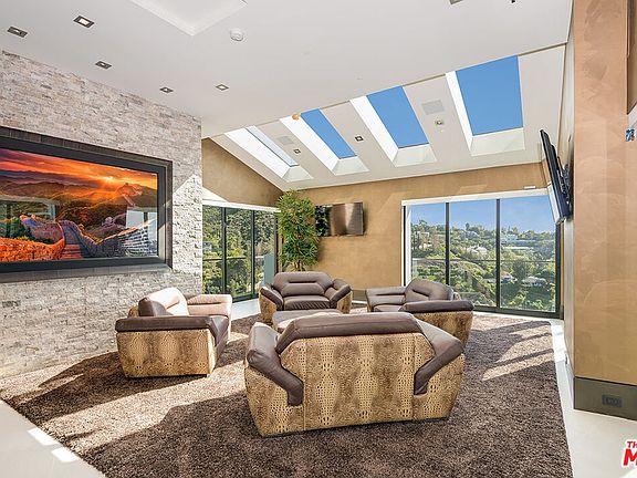 10979 Chalon Rd, Los Angeles, CA 90077 | MLS #22-125456 | Zillow