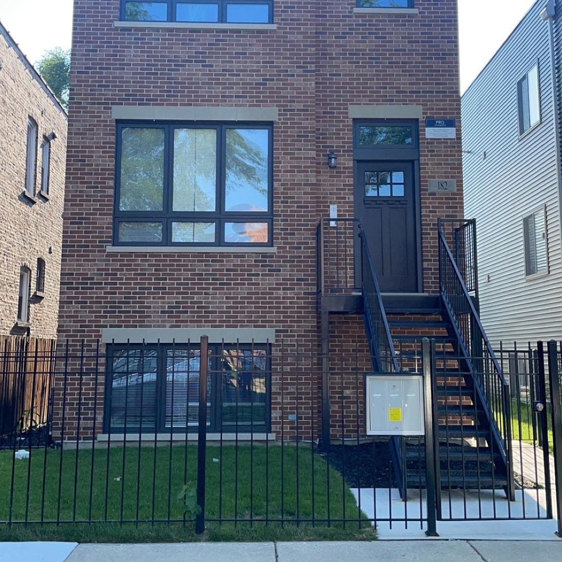 182 N Lamon Ave #1, Chicago, IL 60644 | Zillow