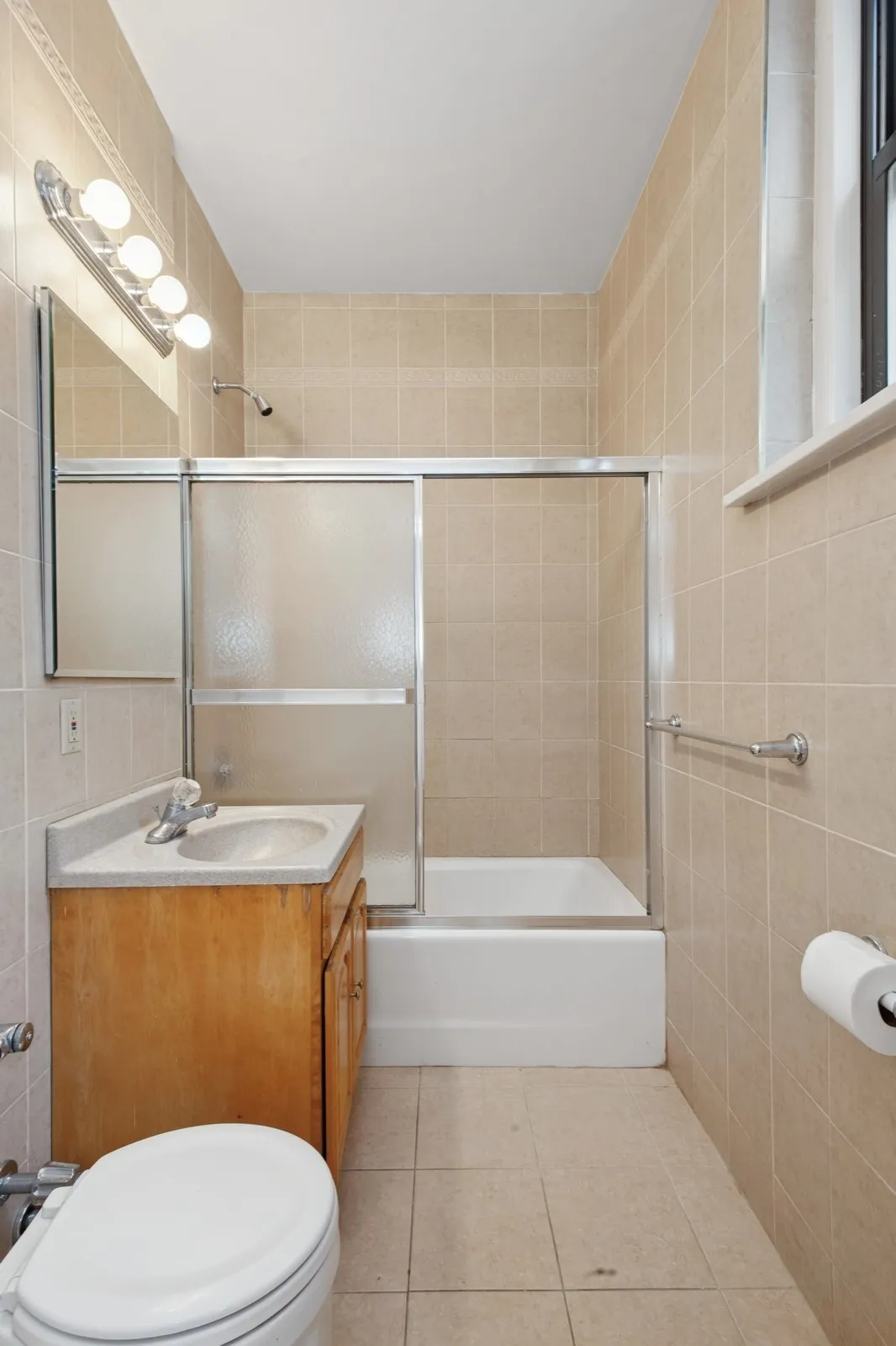 232 East 40th Street #5C in Murray Hill, Manhattan | StreetEasy