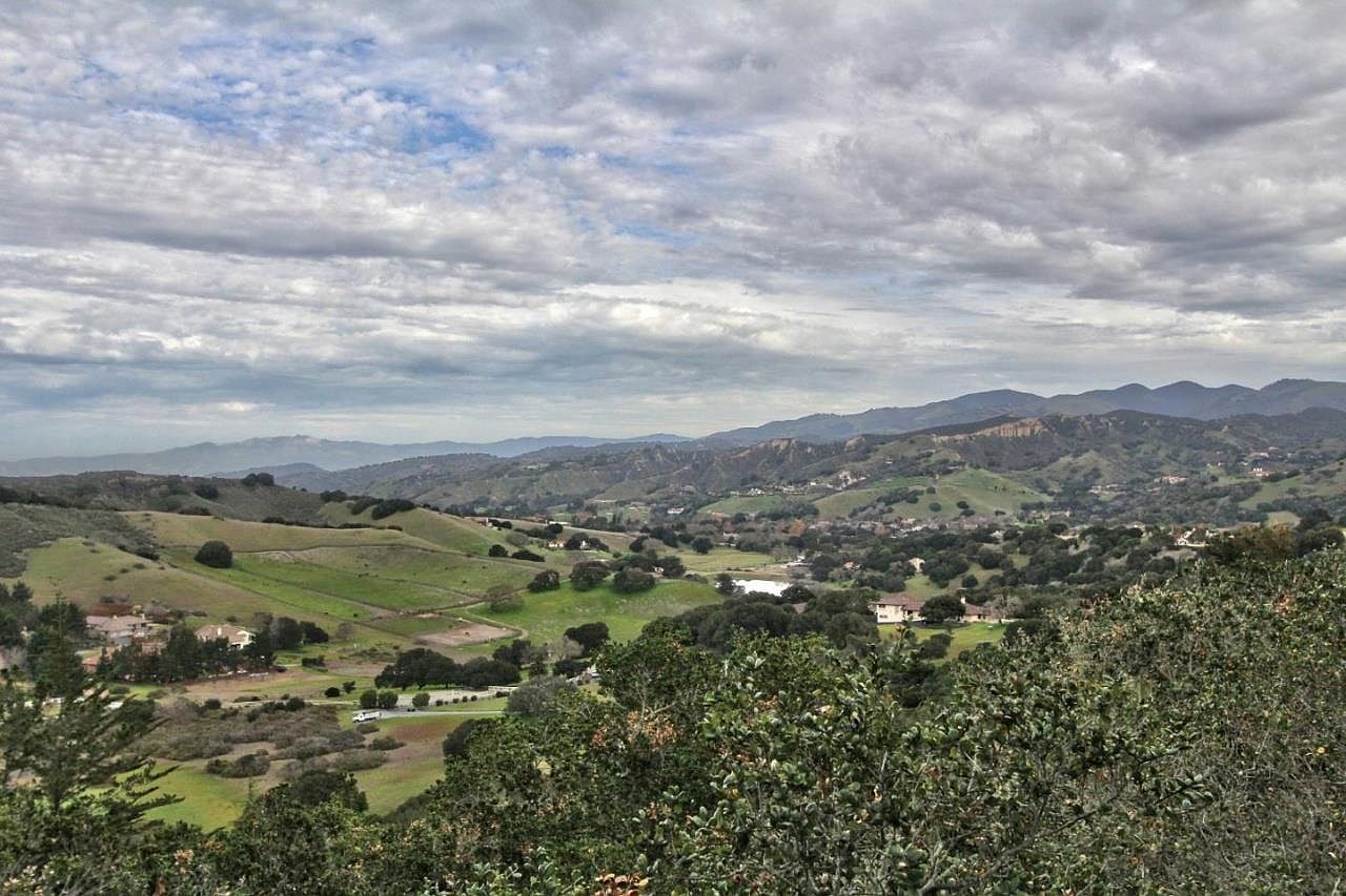 100 Robley Rd, Salinas, CA 93908 | Zillow