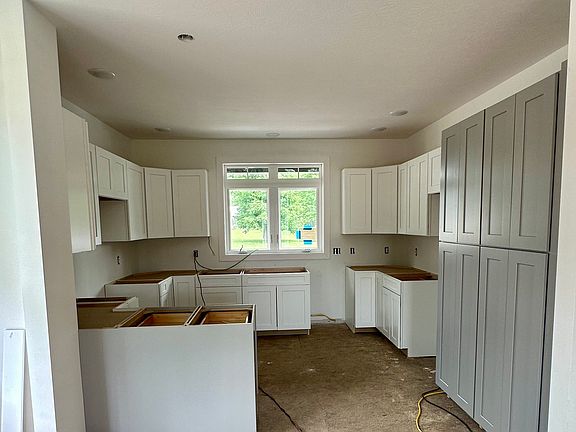 410 Mill Spring Dr, Fillmore, IN 46128 | MLS #21985421 | Zillow