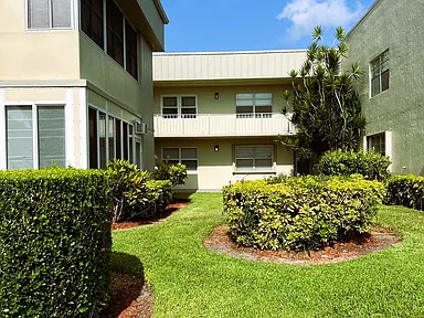 Kings Point Golf & Country Club - 318 Monaco Park Delray Beach FL | Zillow