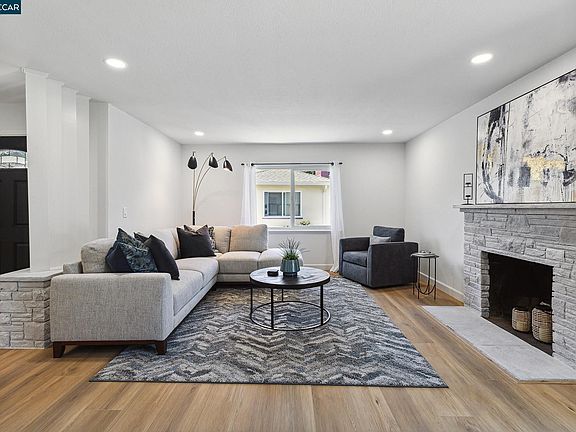 1710 Hester Ave, San Jose, CA 95128 | Zillow