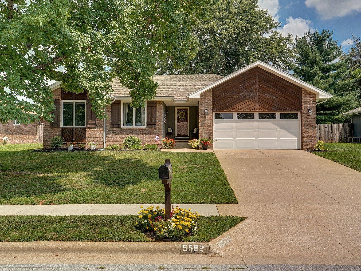 5582 S Stonegate Avenue, Springfield, MO 65810 | Zillow