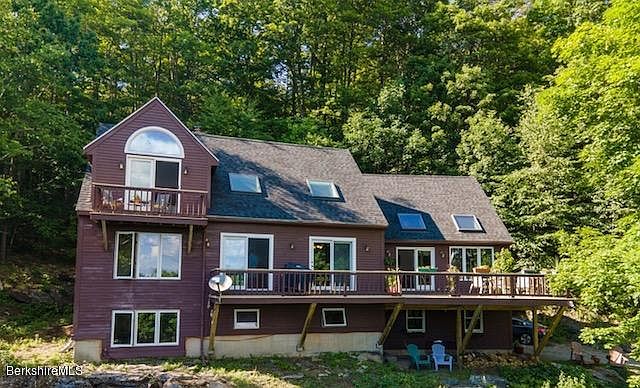 7 Noppet Rd, Lanesborough, MA 01237 | Zillow