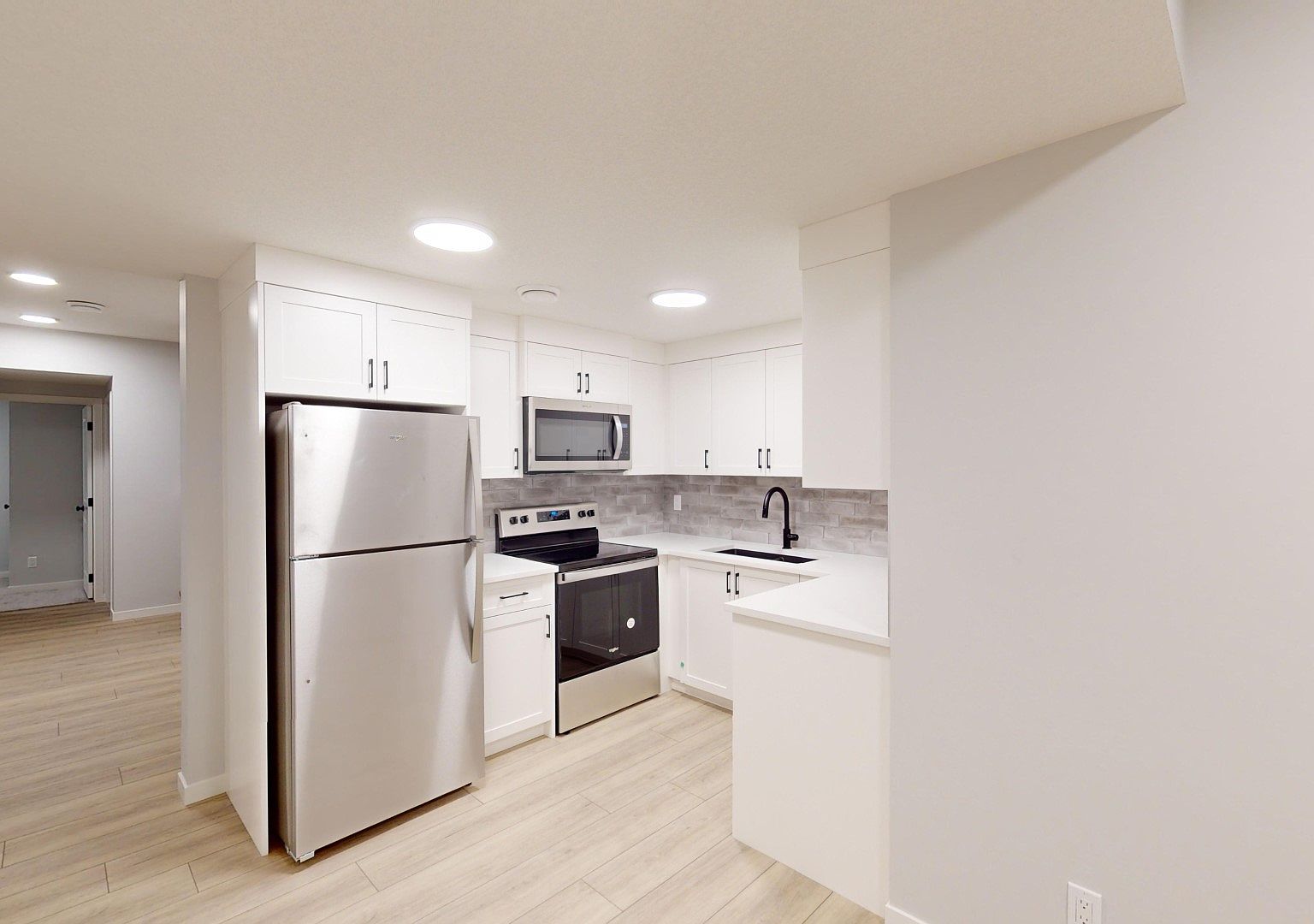 127B Royston Rise NW, Calgary, AB T3L 0J2 | Zillow