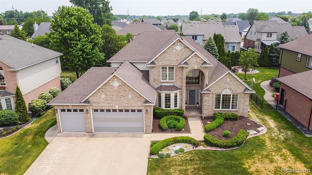 50878 Nesting Ridge Dr, Macomb, MI 48044 | Zillow