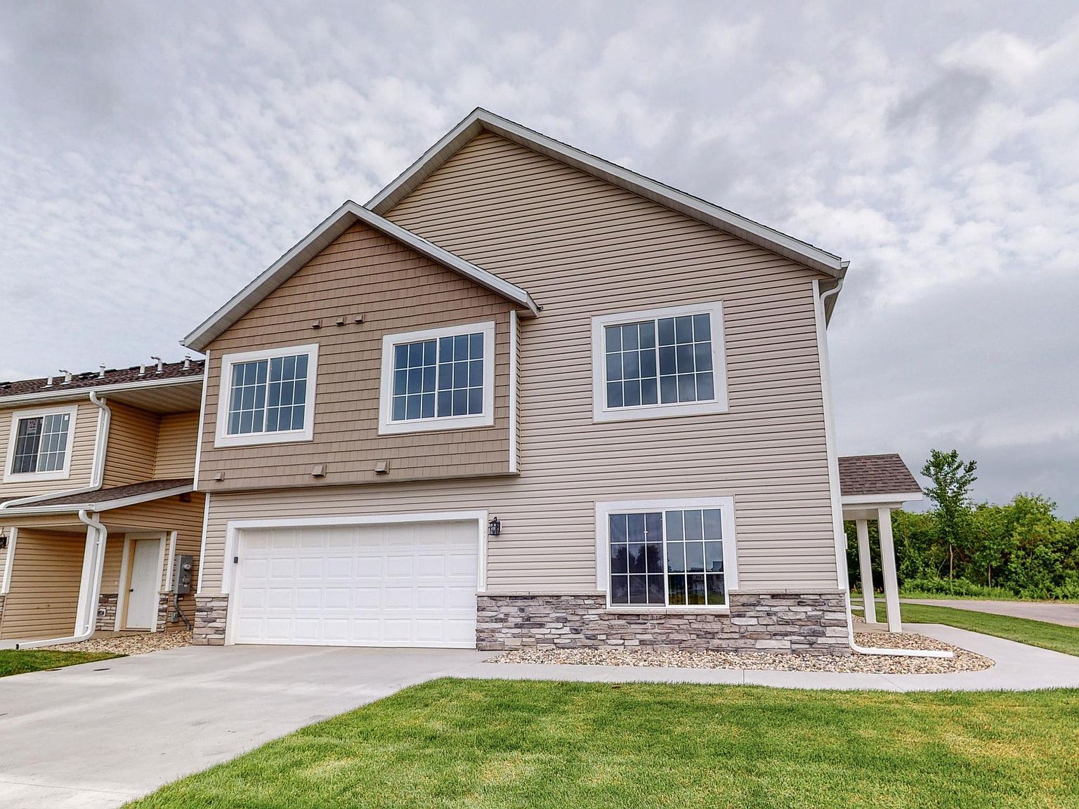 5351 Supalla Ct NW, Rochester, MN 55901 | MLS #6373693 | Zillow