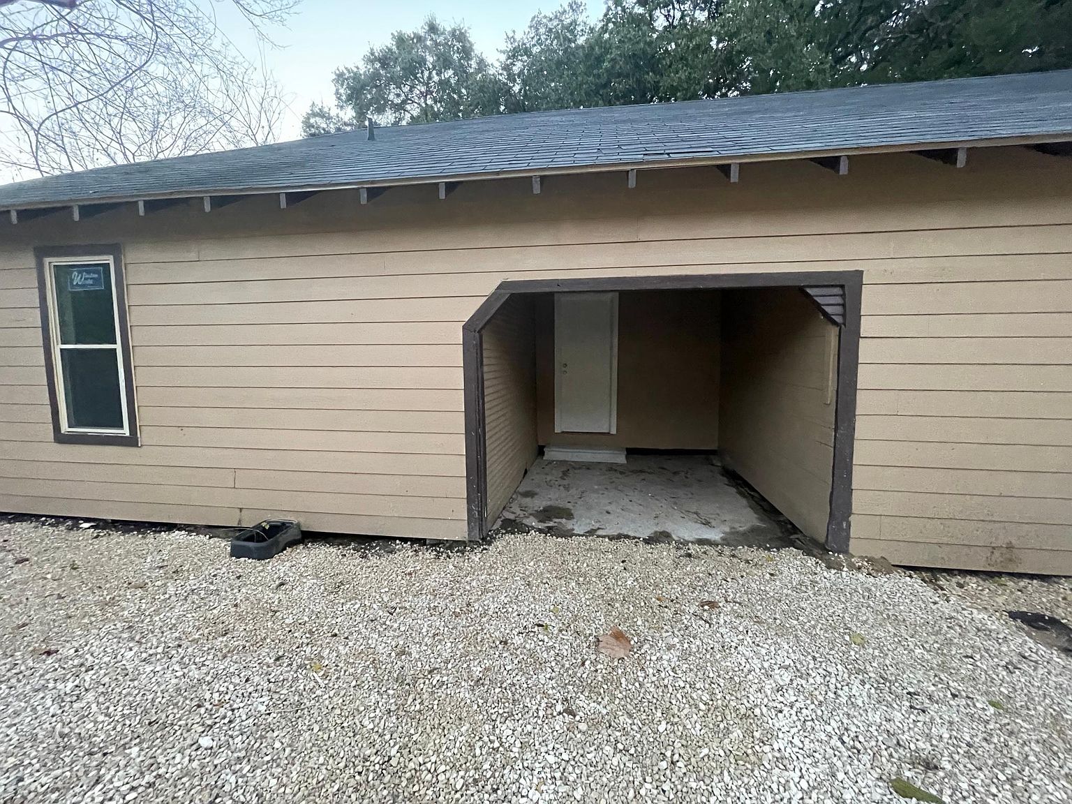 2809 Avenue F #2807, Bay City, TX 77414 | Zillow