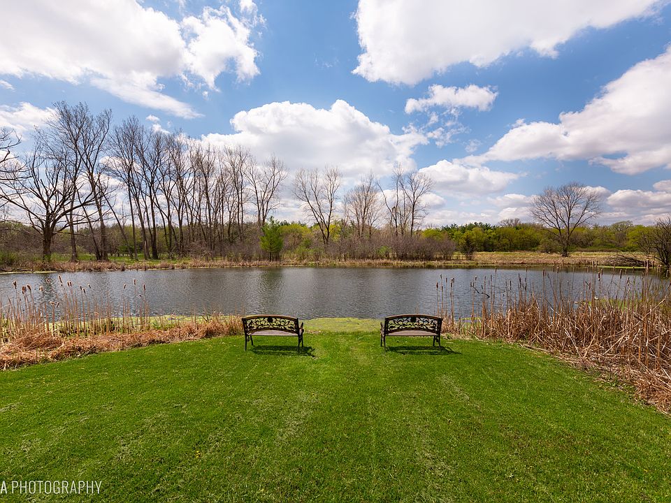 3423 Curling Pond Ct, Crystal Lake, IL 60012 | MLS #11765585 | Zillow