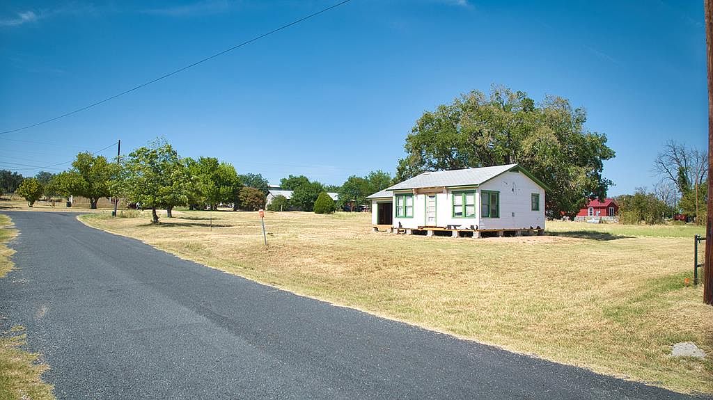 631 Gooch Ave, Mason, TX 76856 | MLS #88921 | Zillow
