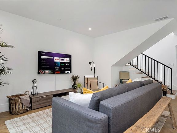 1347 1/2 Seward St #B, Los Angeles, CA 90028 | Zillow
