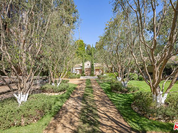 13233 Riviera Ranch Rd, Los Angeles, CA 90049 | MLS #23-321911 | Zillow