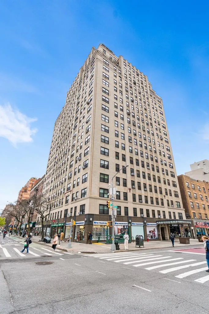 300 West 23rd Street #7A in Chelsea, Manhattan | StreetEasy