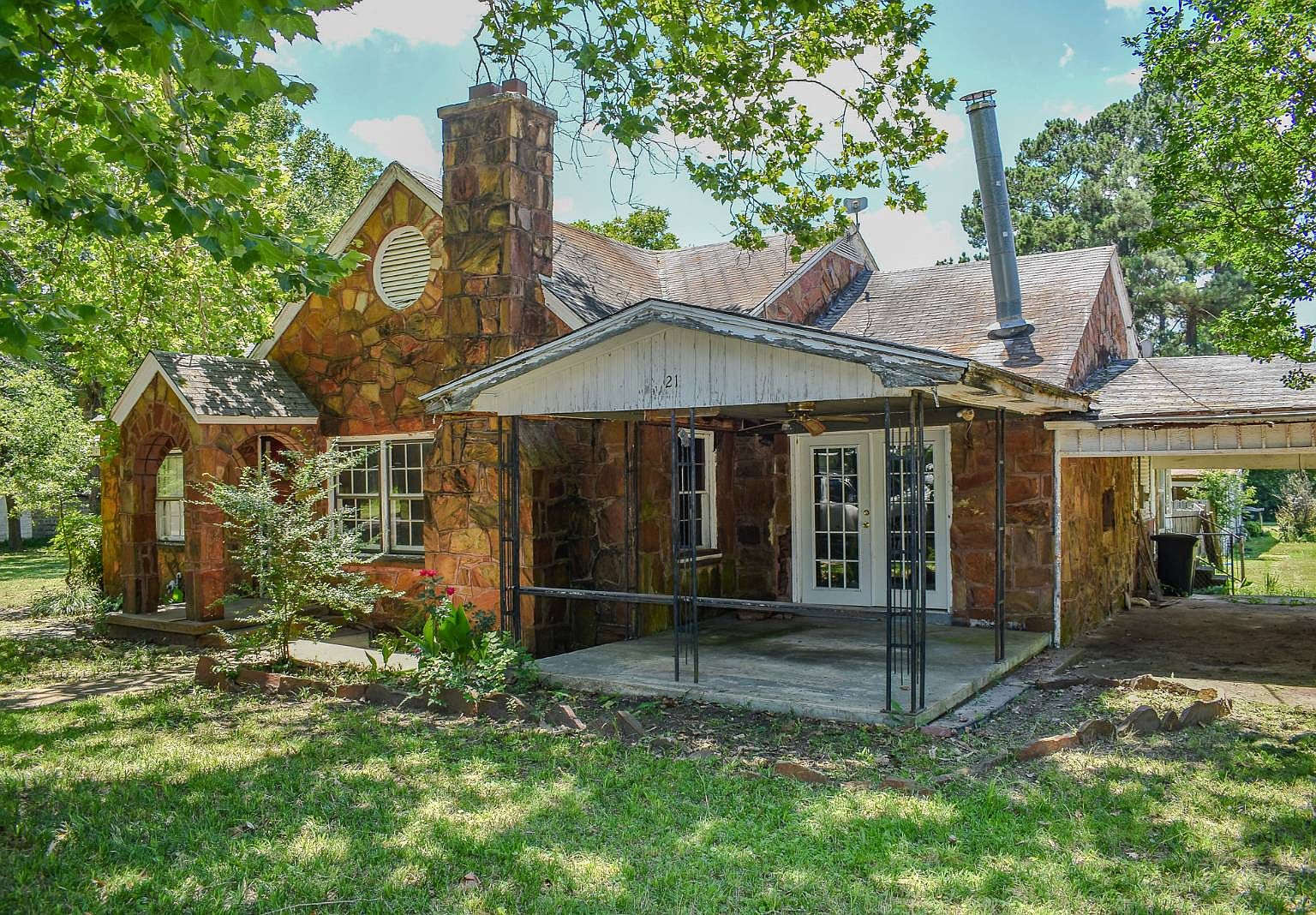 217 NW E St, Antlers, OK 74523 | MLS #11331887 | Zillow