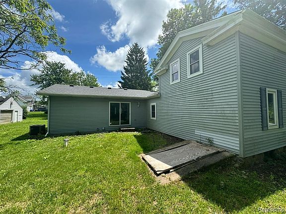 6523 E Holly Rd, Holly, MI 48442 | MLS #20240039363 | Zillow
