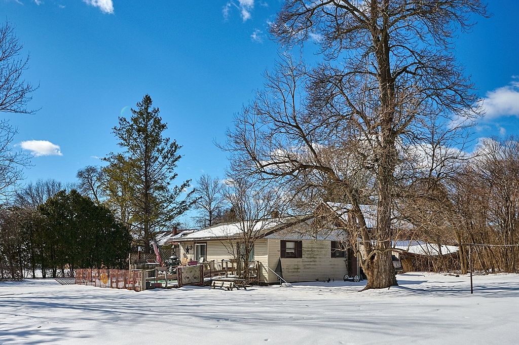 299-299 E Burts Pit Rd #R, Florence, MA 01062 | Zillow