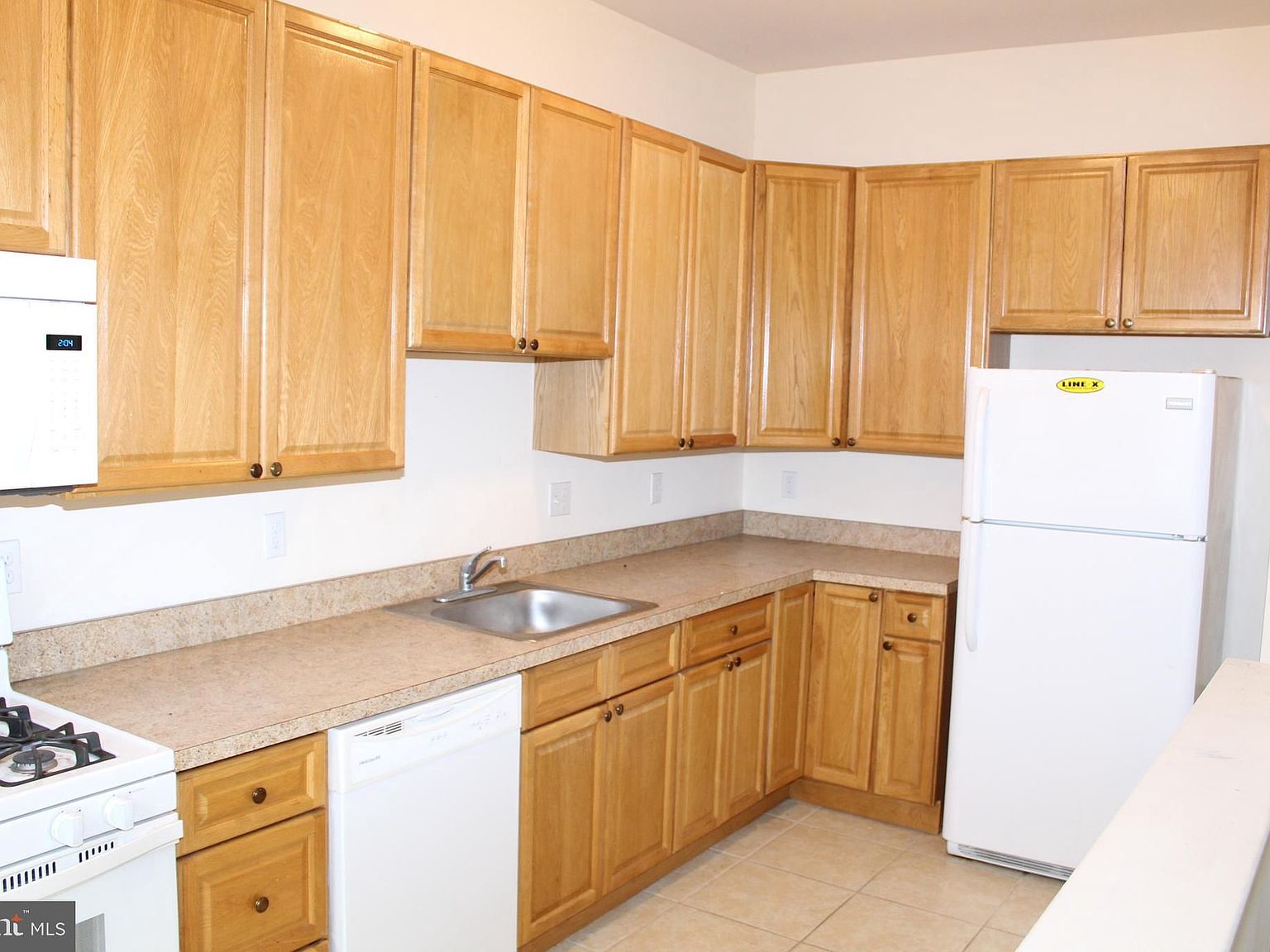 4422 Pechin St APT 2, Philadelphia, PA 19128 | Zillow