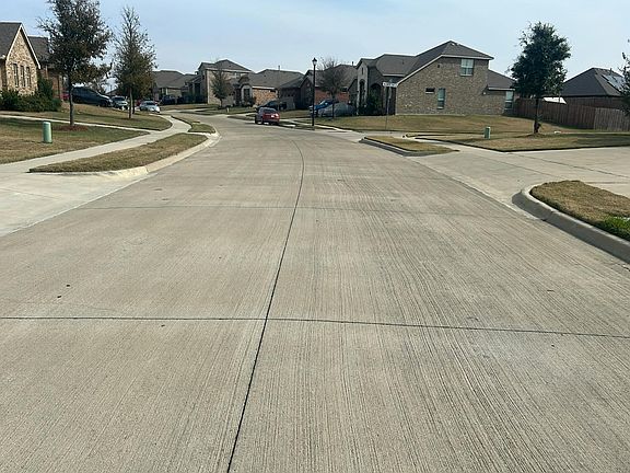 527 Natchez Ln, Glenn Heights, TX 75154 | Zillow