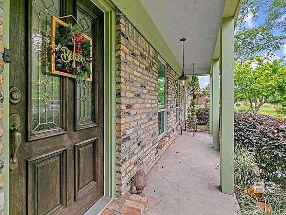 422 Cody Rd S, Mobile, AL 36695 | MLS #361827 | Zillow