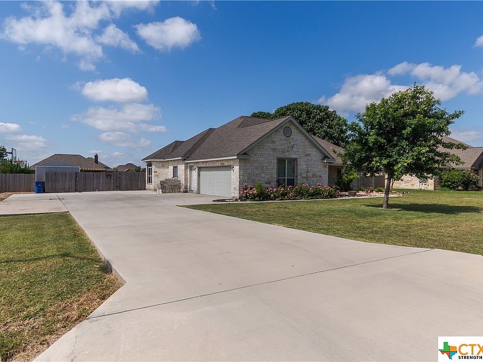 1459 Emily Ln, Seguin, TX 78155 | Zillow