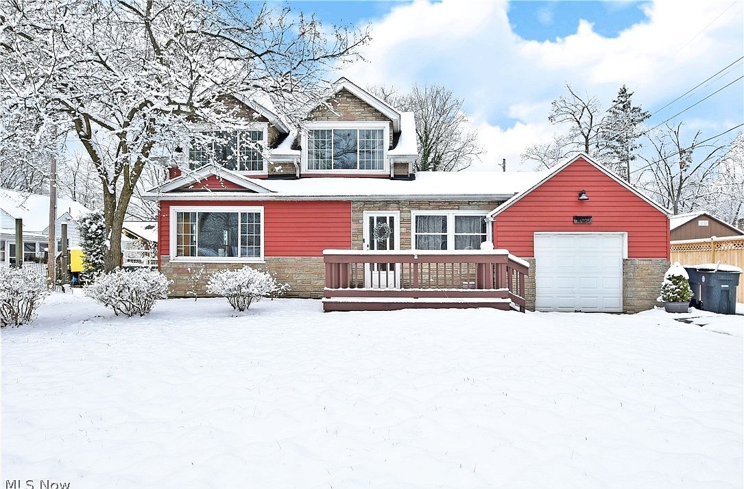 1835 Estabrook Ave NW, Warren, OH 44485 | Zillow