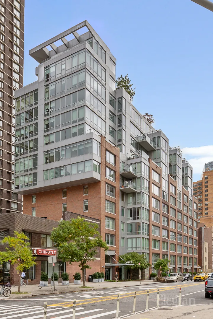 303 East 33rd Street #8G in Kips Bay, Manhattan | StreetEasy