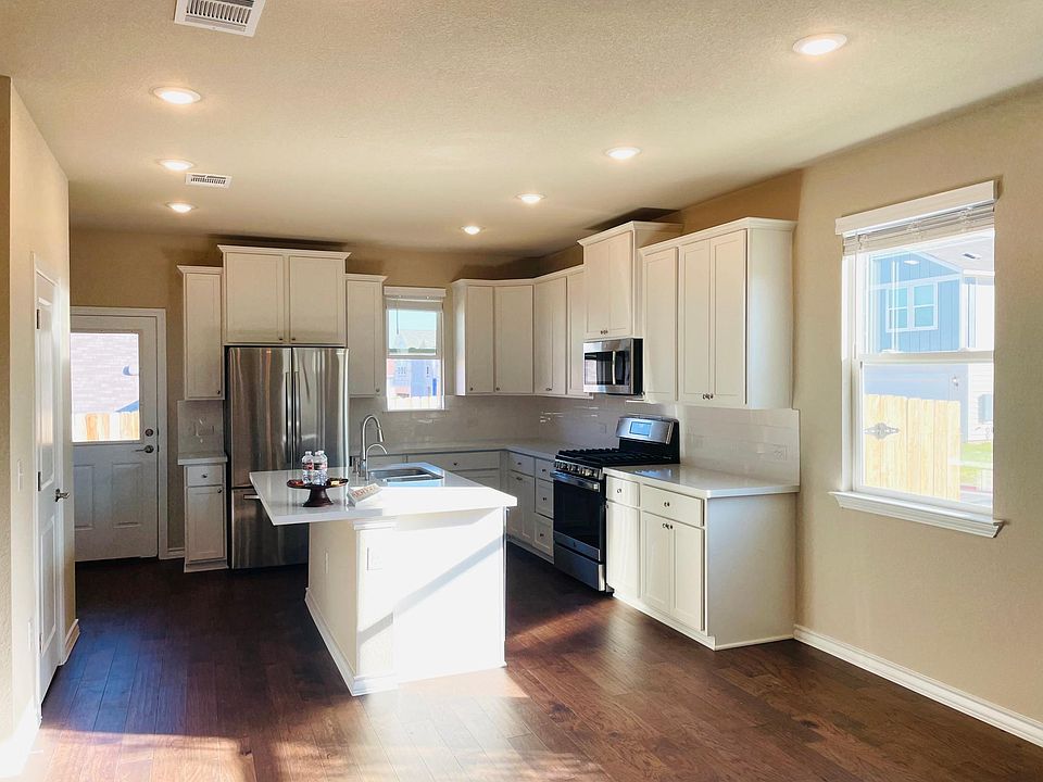 5201 Dimesky Ln, Austin, TX 78723 | Zillow