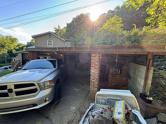 87 Sandhill Btm, Cumberland, KY 40823 | MLS #11322155 | Zillow