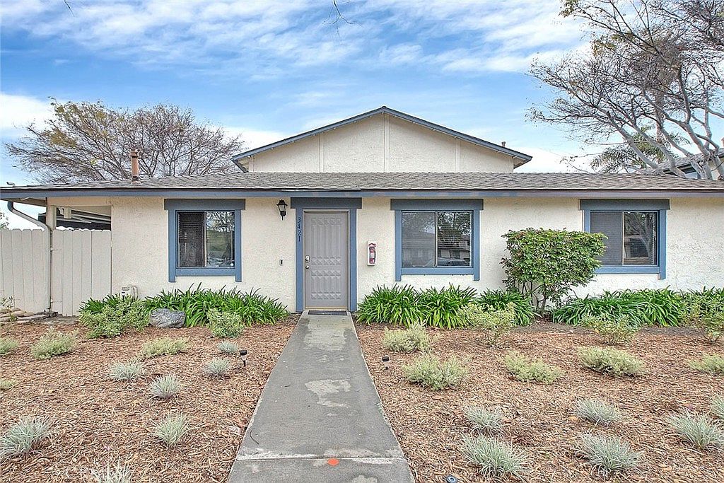 3421 Del Este Way, Oceanside, CA 92056 | MLS #OC25051592 | Zillow