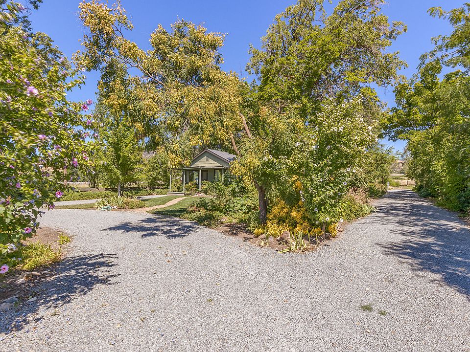 3975 Payne Rd, Medford, OR 97504 | Zillow