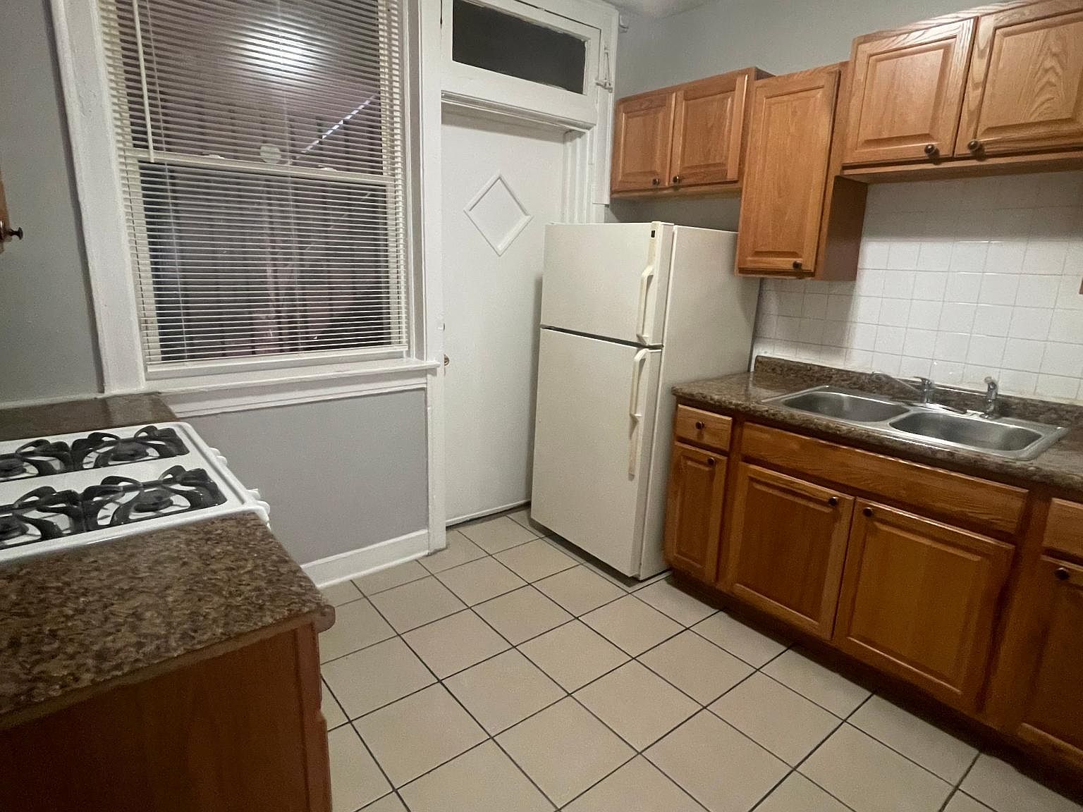 2608 W 60th St #1, Chicago, IL 60629 | Zillow