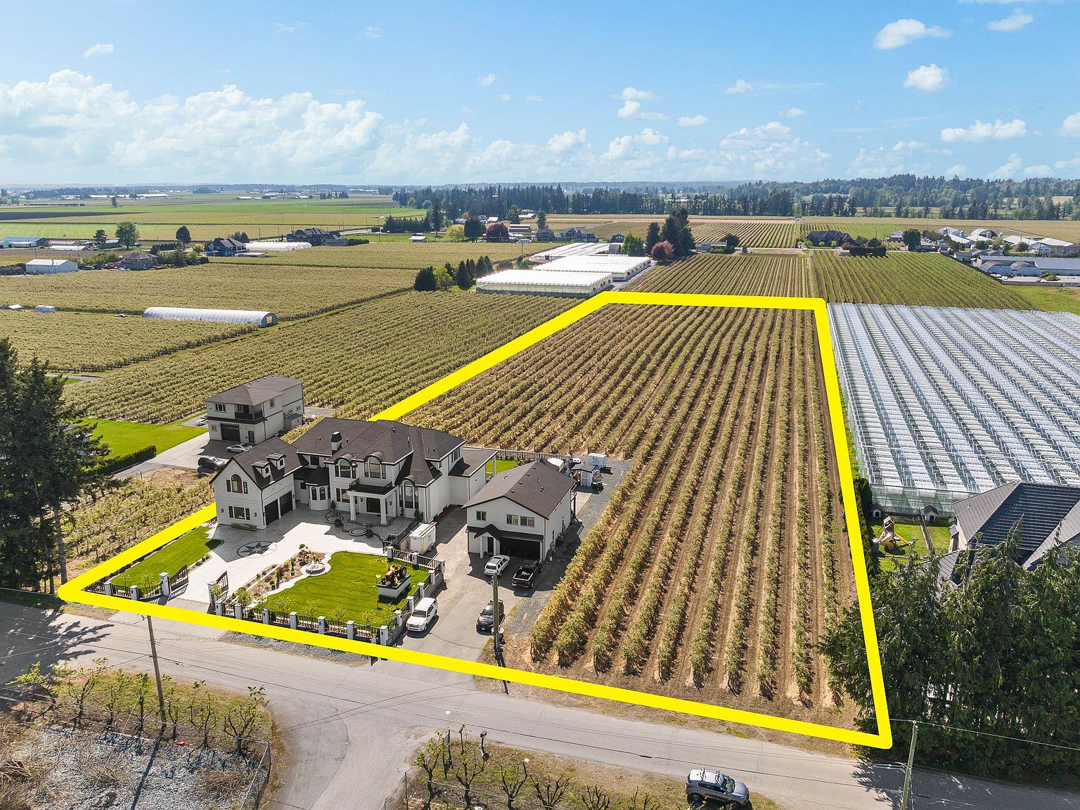 171 Defehr Rd, Abbotsford, BC V4X 2J7 | MLS #R2883621 | Zillow