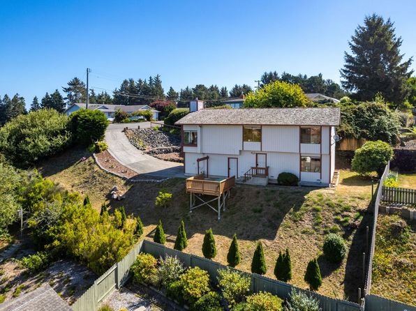 Eureka CA Single Family Homes For Sale - 61 Homes | Zillow