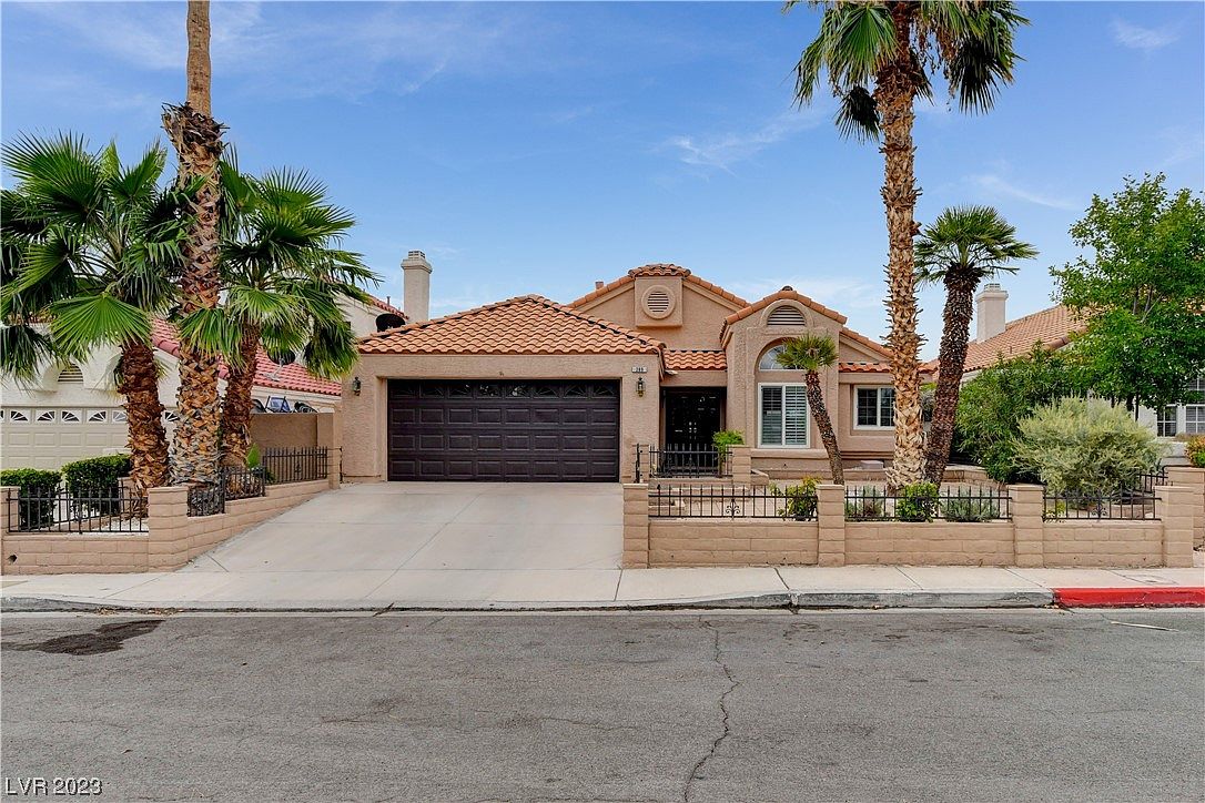 289 Cameron Hill Ct, Henderson, NV 89074 | MLS #2524837 | Zillow