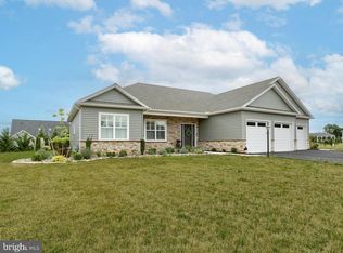 6 Jackson Ct Mechanicsburg Pa 17050 Mls Pacb2024630 Zillow
