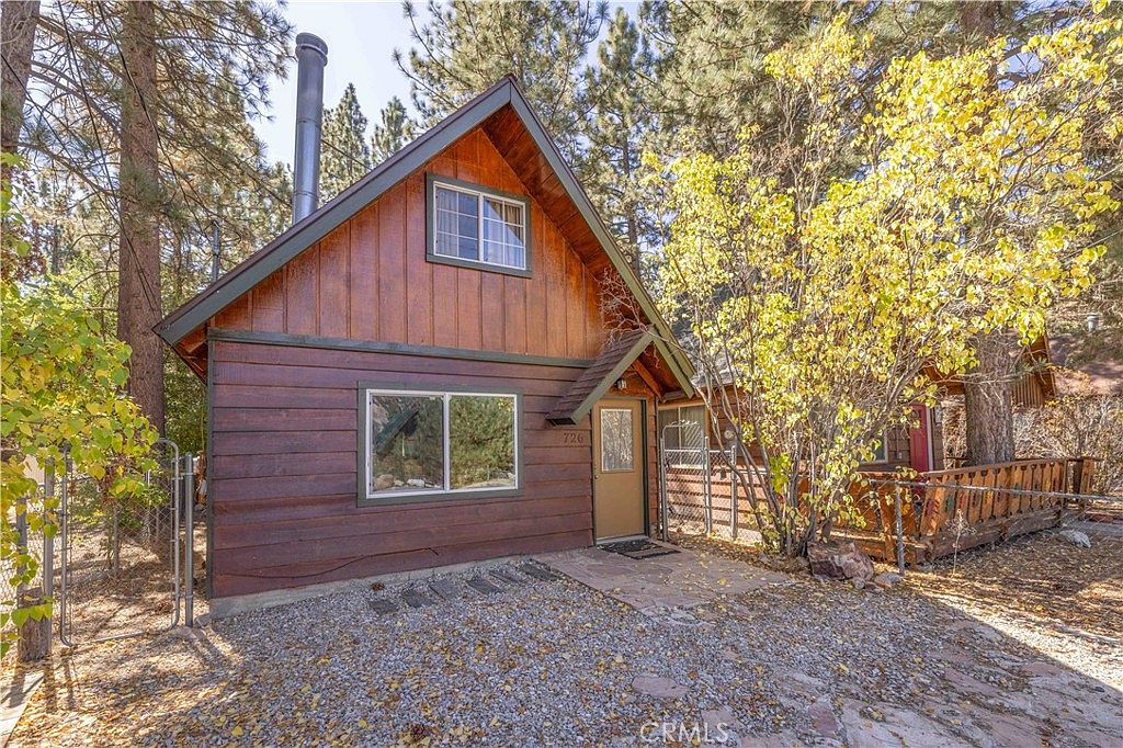 726 Maltby Blvd, Big Bear City, CA 92314 | MLS #IG24210103 | Zillow