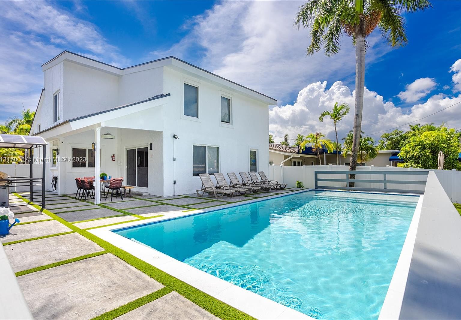 1109 Hollywood Blvd, Hollywood, FL 33019 | Zillow