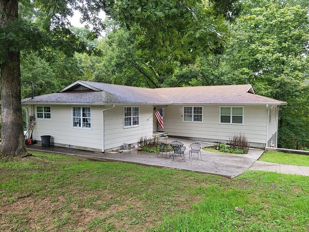 1375 Thrasher Pike, Hixson, TN 37343 | Zillow 1375 Thrasher Pike, Hixson, TN 37343 | Zillow